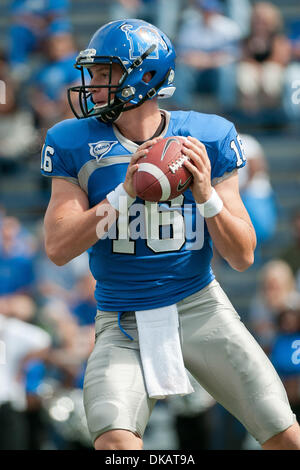 Memphis' quarterback Taylor Reed looks down field to pass as Arkansas ...