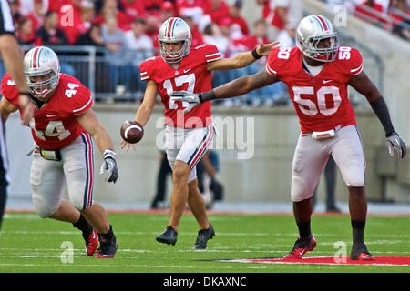 Ohio State defensive lineman Zach Harrison plays against Purdue during ...