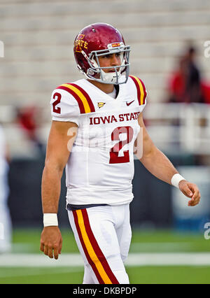 Iowa State quarterback Steele Jantz (2) scrambles for yardage ahead of ...