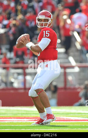 Rutgers Scarlet Knights Gary Nova (15) in action during the Big East ...