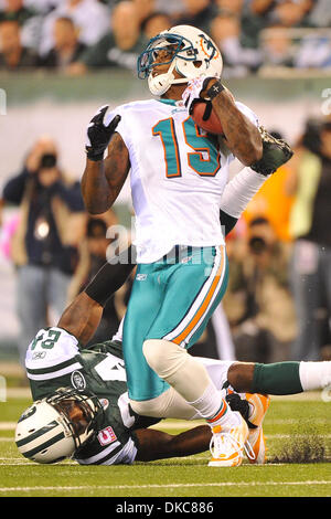 New York Jets cornerback Brandon Stephens (21) stands on the field ...