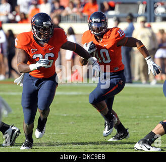 Oct. 15, 2011 - Charlottesville, Virginia, U.S. - NCAA Football 2011 ...