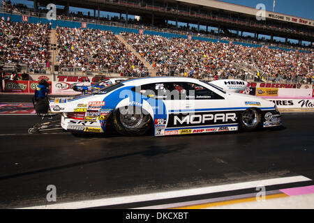 Dodge Avenger Pro Stock drag car at mantrop park sweden Adrenaline rush ...