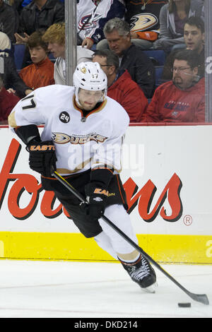 Oct. 30, 2011 - Columbus, Ohio, U.S - Anaheim Ducks goalie Dan Ellis ...