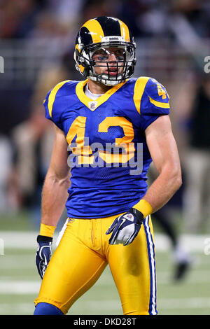 St. Louis Rams safety Craig Dahl (43) intercepts a pass in front of New ...
