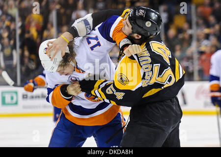New York Islanders defenseman Adam Pelech (3) and Seattle Kraken center ...