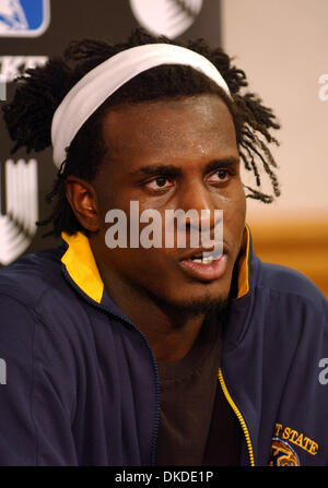 Dec 19, 2006; Durham, NC, USA; Kent State Golden Flashes OMNI SMITH as ...