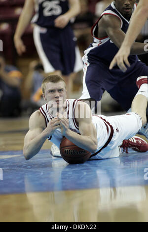Mar 15, 2007 - Sacramento, CA, USA - Indiana's Roderick Wilmont (left ...