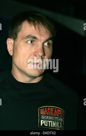 Pre-fight press conference of Oleg Maskaev(on the picture) and Peter ...