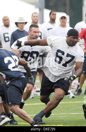 July 28, 2007: Offensive lineman Melvin Fowler (#67) in action during ...