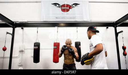 Boxer Miguel Cotto, Puerto Rican super welterweight boxer at weigh-in ...