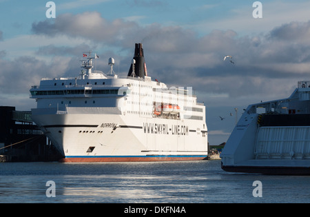 Ferry, Norrona, Smyril Line, Port, Hirtshals, Jutland, Denmark Stock ...