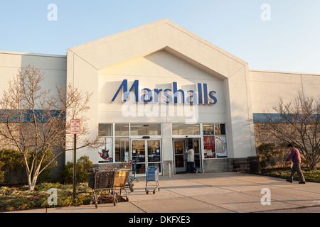 Marshalls store, Columbia, Maryland, Howard County Stock Photo - Alamy