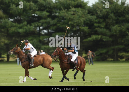 08 August: Nacho Taverna and Sebastian Merlos. Great Oaks defeated ...