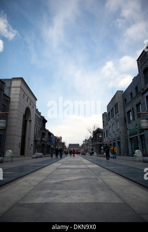 Dashila'er shopping Street, QIanmen street, Beijing Stock Photo - Alamy