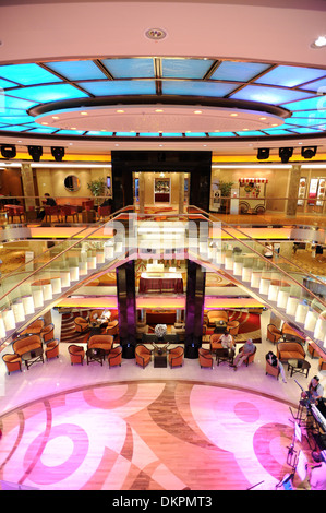 A general view of the atrium on the P&O cruise ship Ventura Stock Photo ...