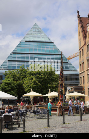 Glass pyramid Library Ulm Stock Photo - Alamy