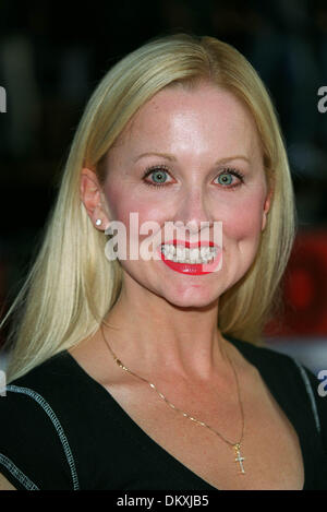 TAMARA WALKER.POP SINGER.HOLLYWOOD, LOS ANGELES, USA.16/04/2001 ...