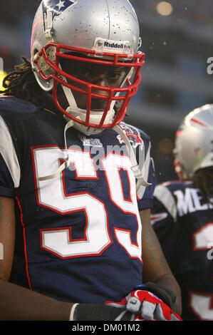 New England Patriots linebacker Gary Guyton during the first half of a ...