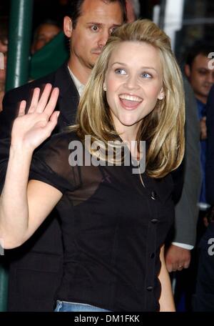 Feb. 4, 2002 - K45089AR .CELEBRITIES AT '' THE LATE SHOW WITH DAVID ...