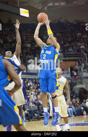 San Jose State guard Adrian Oliver (2) shoots over Washington guard ...