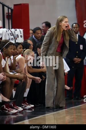 St. John's coach Kim Barnes Arico yells to her team during practice ...