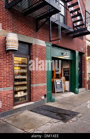 Brooklyn Brine pickles sign Stock Photo - Alamy