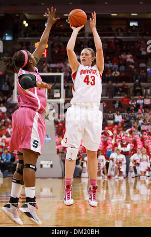 MIchigan State forward Aisha Jefferson, left, and Michigan State center ...