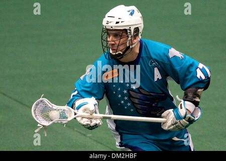 Rochester Knighthawks defender Steve Toll (17) in action during a game ...