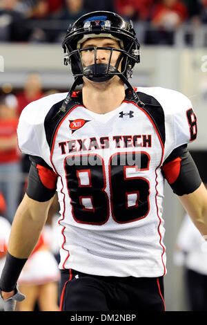 Texas Tech WR Alexander Torres (86) makes 7 receptions for 63 yards as ...