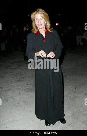 Feb. 10, 2002 - Los Angeles, CALIFORNIA - WHAT A PAIR BENEFIT.THE ...