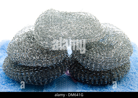 Pot scratch with cloth Stock Photo - Alamy
