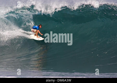 Dec 19, 2004; North Shore, HI, USA; Surfer BRUCE IRONS during the ...