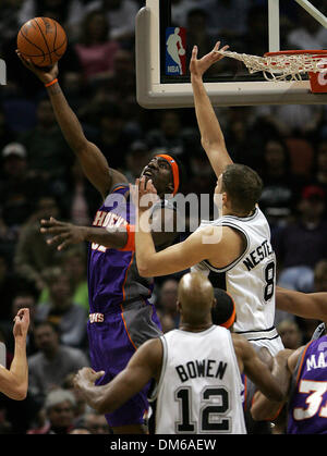 Dec 28, 2004; San Antonio, TX, USA; (San Antonio Spurs 115, Phoenix ...