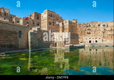 Water cistern at Hababah traditional village, Yemen Stock Photo - Alamy