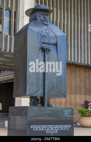 Father Damien statue Stock Photo - Alamy