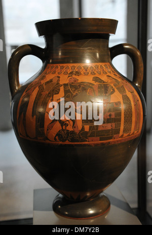 Attic amphora depicting scenes of Trojan War. Neoptolemus kill Priam ...