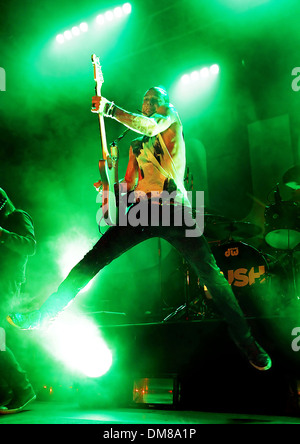 Gavin Rossdale of Bush performing on stage at Manchester Academy ...