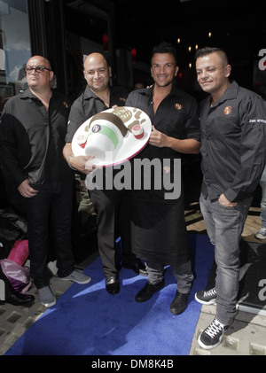Peter Andre and his brothers grand opening of Peter Andre's second ...