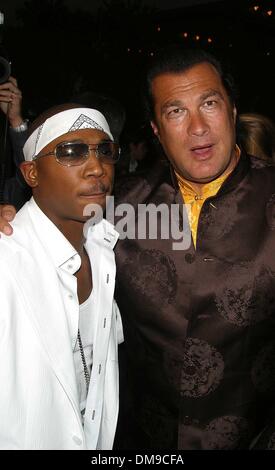 STEVEN SEAGAL, JA RULE, HALF PAST DEAD, 2002 Stock Photo - Alamy