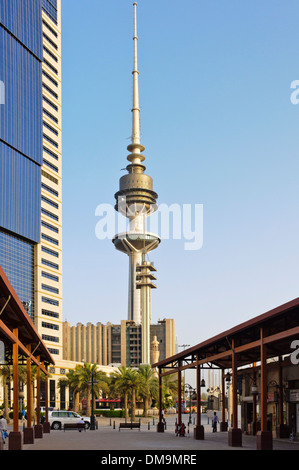 Liberation Tower ; Kuwait tower ; telecommunications tower ; Persian ...