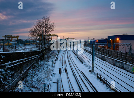 Willesden junction railway station Stock Photo - Alamy