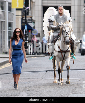 Robbie Williams and actress Kaya Scodelario film for Robbie's new music ...