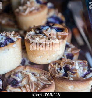 bakery cakes buns pastry on display close ups Stock Photo - Alamy