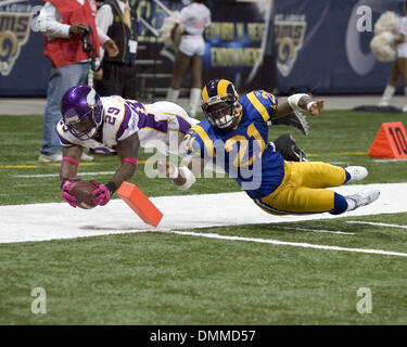 St. Louis Rams Oshiomogho Atogwe, right, and Corey Chavous, left ...