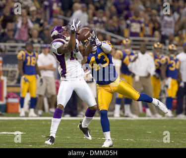 Minnesota Vikings' Percy Harvin (12) celebrates his touchdown against ...