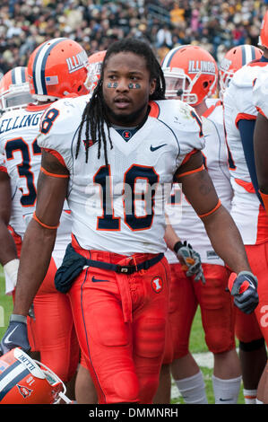 Illinois vs Purdue Boilermakers .(18) Nate Bussey LB. Purdue defeated ...