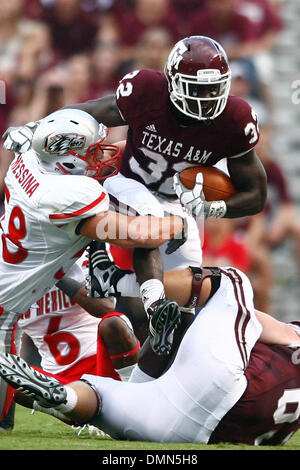 05 September 2009: Cyrus Gray (#32) of the Texas A&M University Aggies ...