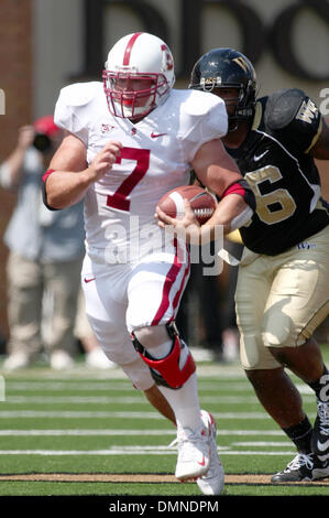 Stanford running back Toby Gerhart is seen on campus at Stanford ...