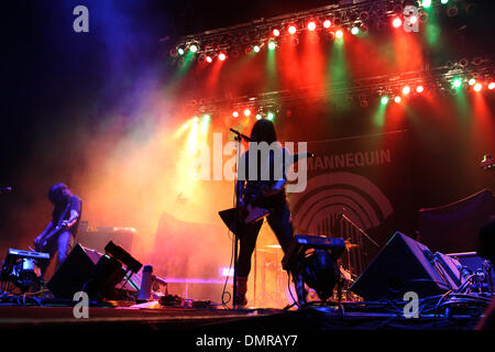 Care Failure, lead singer of punk rock band Die Mannequin at the Air ...